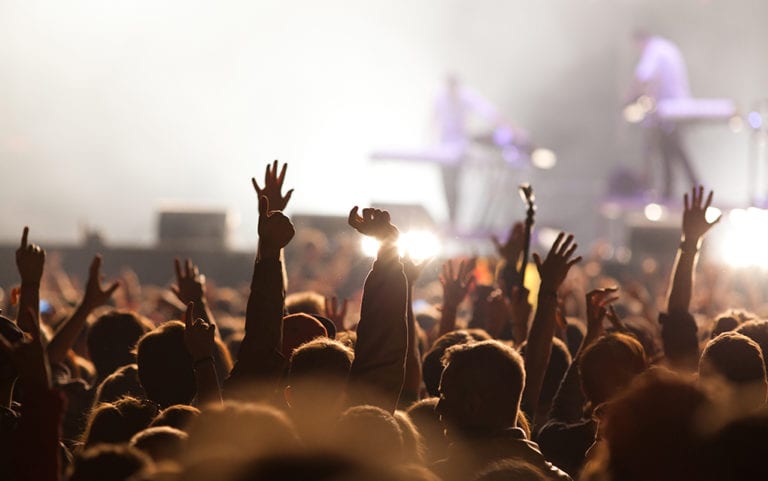 Debunking the 5 Most Common Criticisms of Megachurches ...