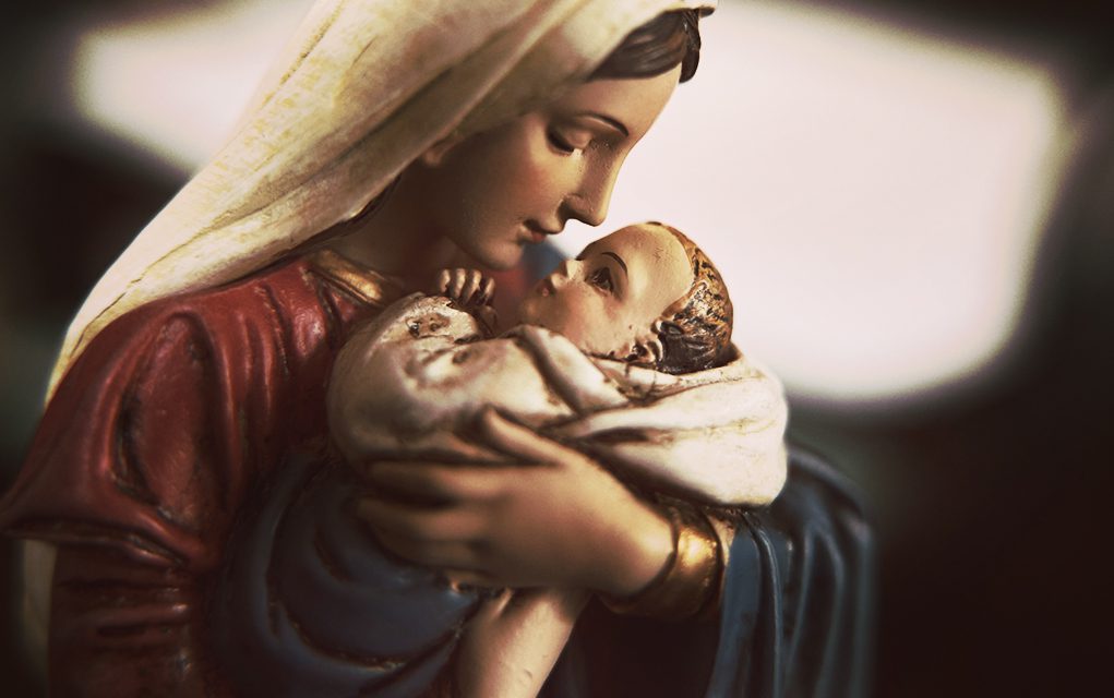 Give the Gift of Jesus This Christmas - outreachmagazine.com